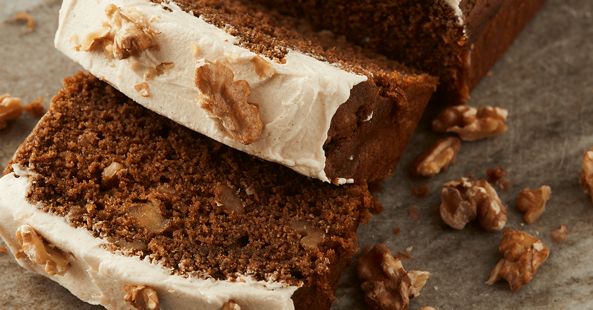 Pâtisserie végane : cake au café et aux noix glacé à la vanille
